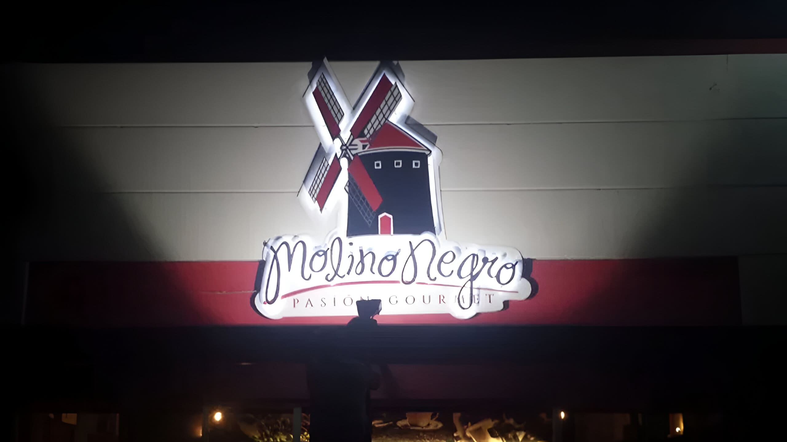 Anuncios luminosos, Letras en 3d, Letreros luminosos, Neón